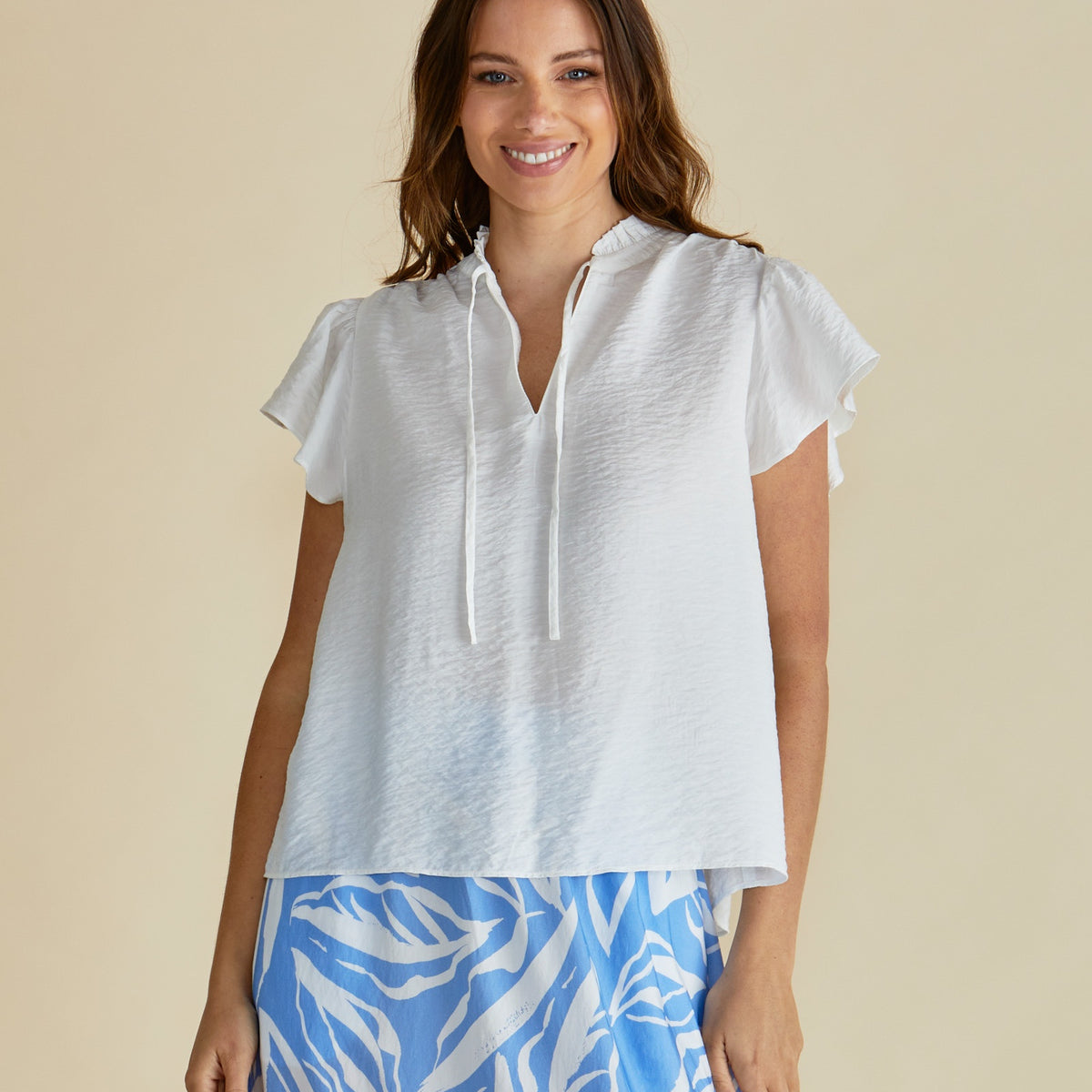 Betty Basics Lyra Blouse - White – Spoilt Boutique